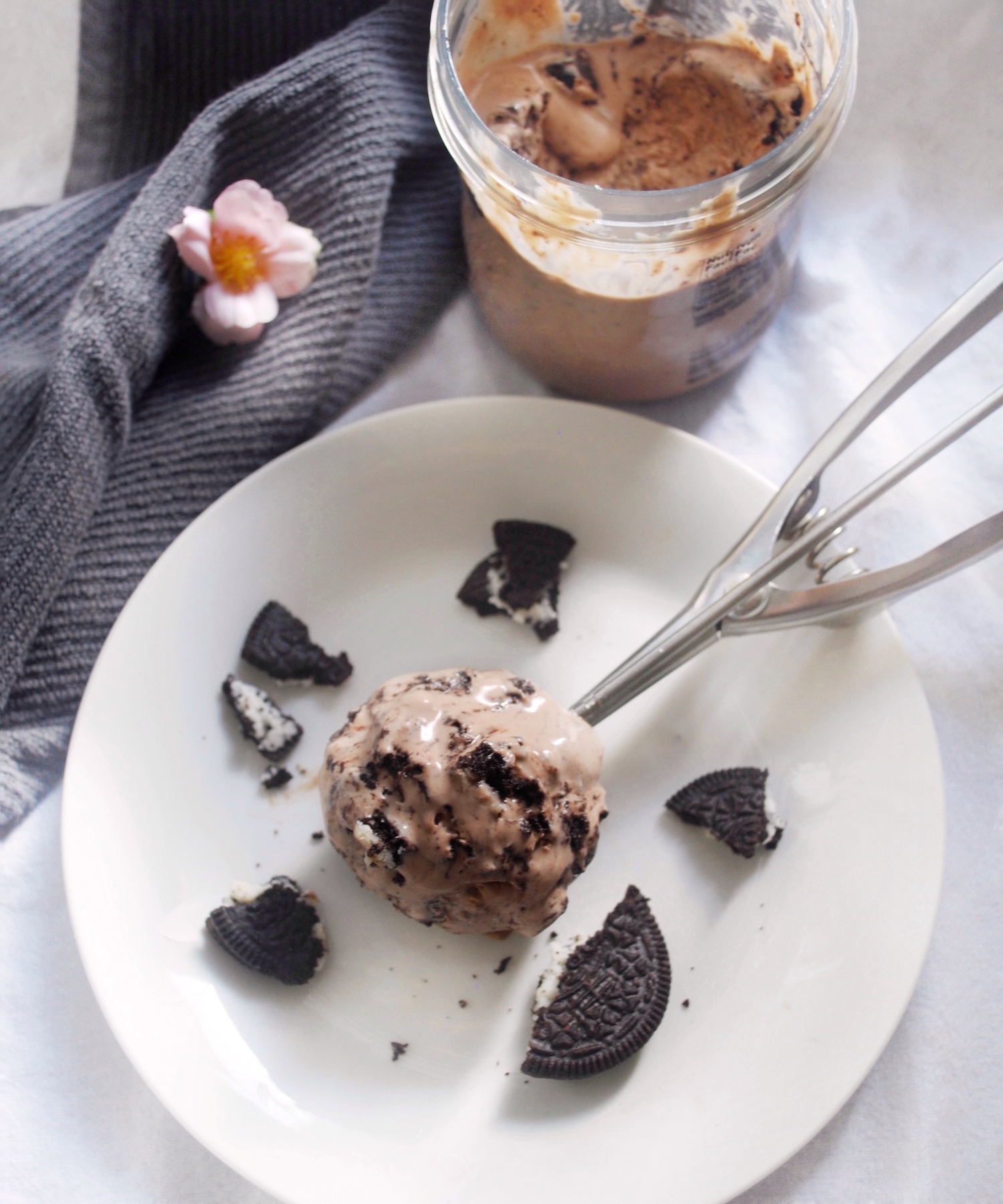 No-Churn Nutella Cookie Ice Cream – Sara Mellas